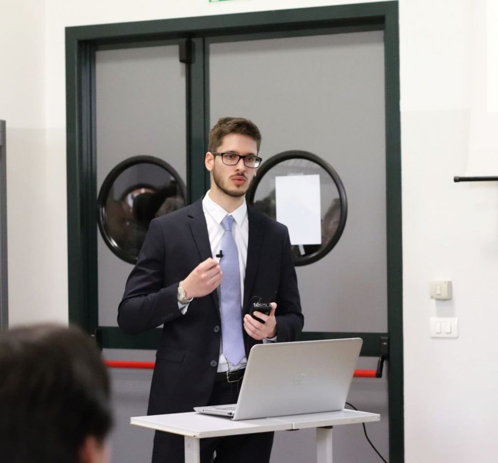 Ποιοι Είμαστε – Icarus Global Management